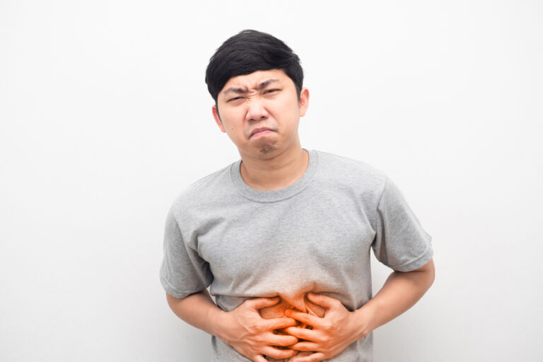 7 Cara Mengatasi Perut Terasa Perih secara Alami